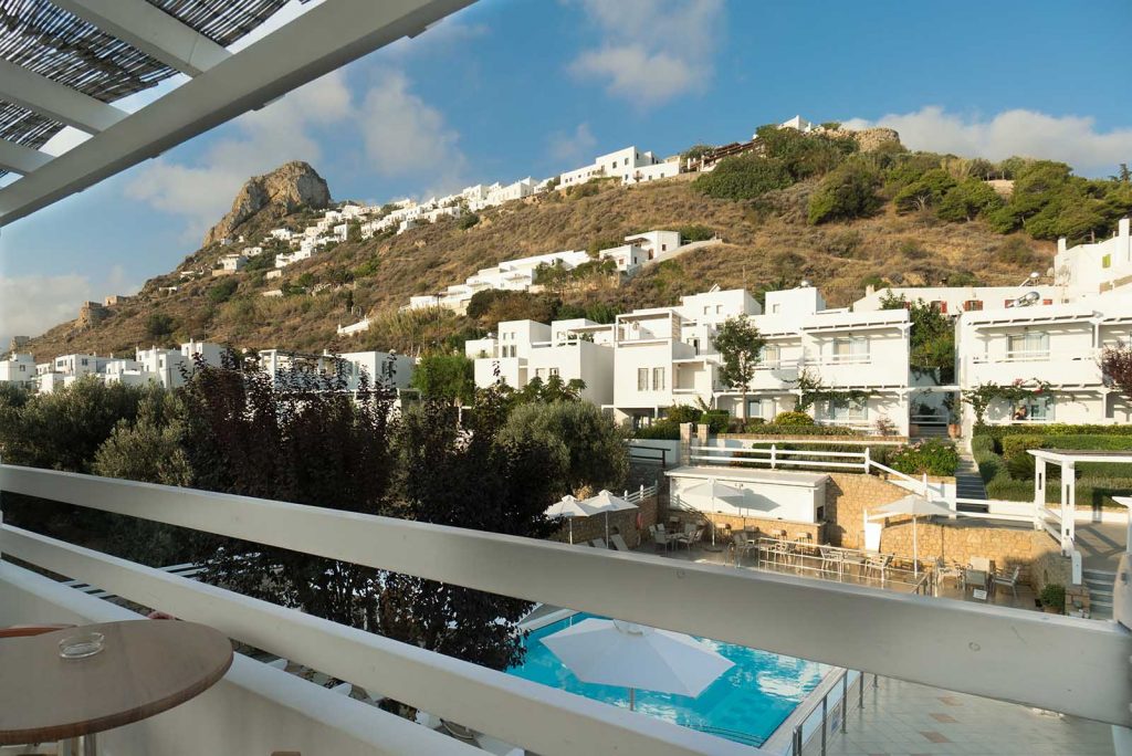 Σκυρος διαμονη - Ξενοδοχείο Perigiali στα Μαγαζιά Σκύρου
