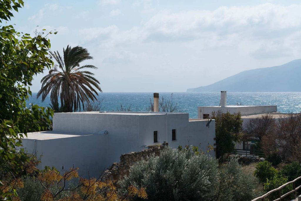 Σκυρος διαμονη - Ξενοδοχείο Perigiali στα Μαγαζιά Σκύρου